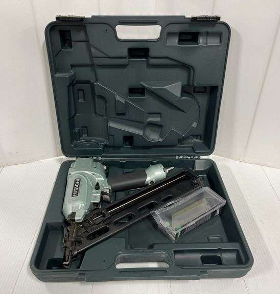 Hitachi NT65MA4 (S) Pneumatic finish nailer, 1 1/4" to 2 1/2", well ...