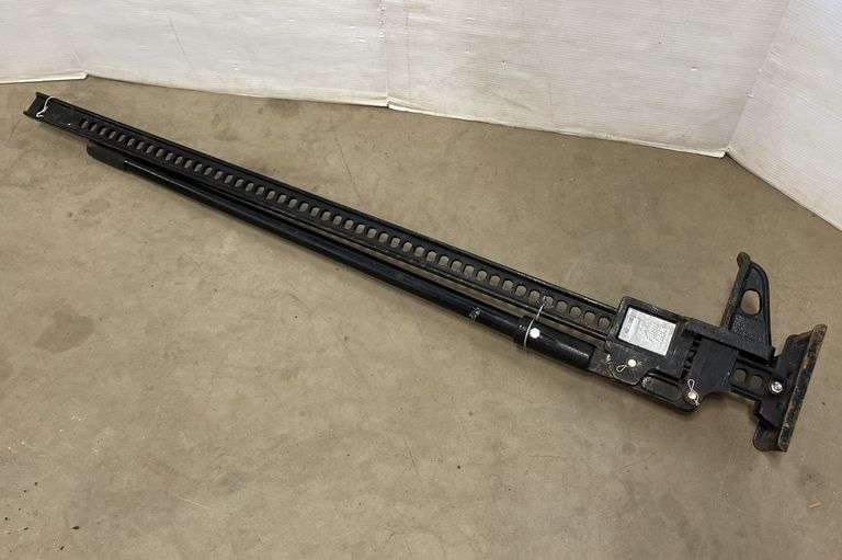 Hi-Low jack, 54" farm jack, 5000 lb. capacity, good - Albrecht Auction ...