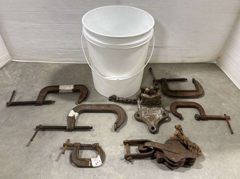 (5) Assorted size C-clamps, Pipe clamp, and Old pulley, good - Albrecht ...
