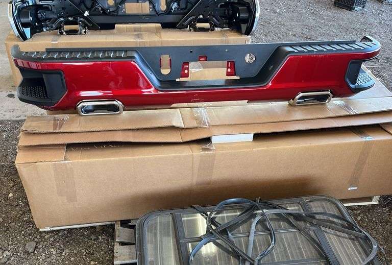 Chevy/GMC HD 1500 Rear Bumper, fits: 2019 to current, volcanic red ...