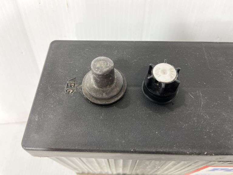 Powder Boss 6V battery, 19" x 4 1/2" x 9", new, unused - Albrecht ...