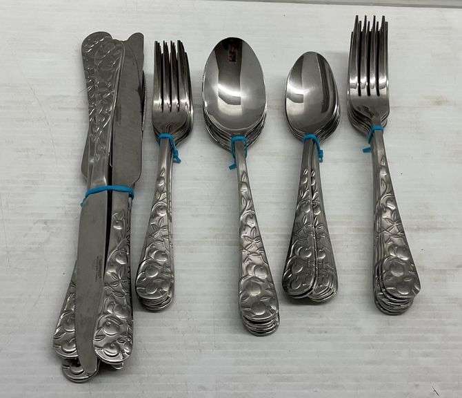 Cambridge service for eight, stainless silverware set, includes: (8 ...