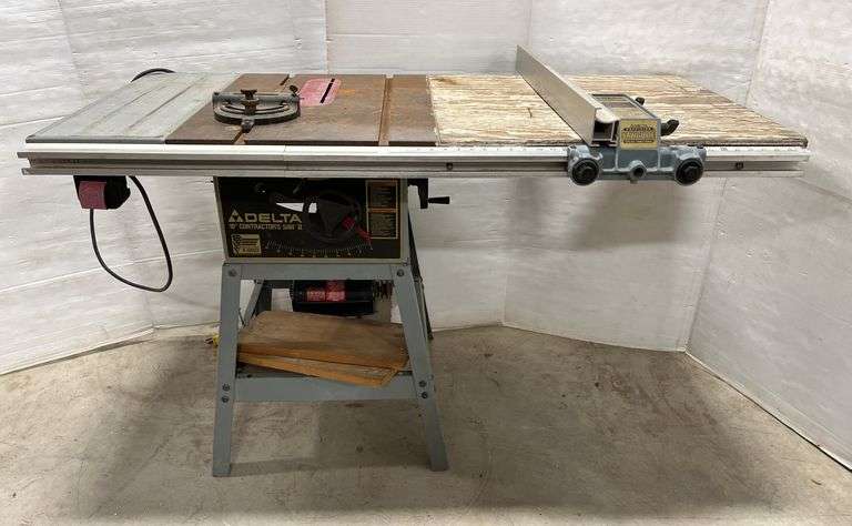 Delta contractor table saw, Model No. 36-640, it has a unisense mounted ...
