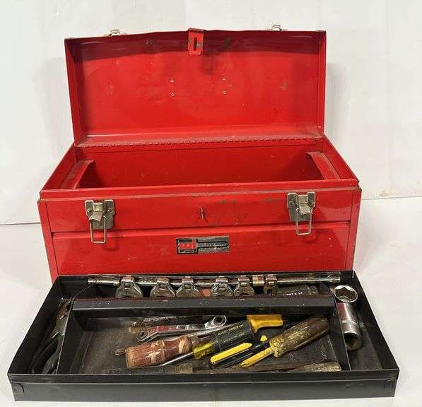 Tool box, 9"W x 20"L x 9 1/2"H, includes: 3/4" drive ratchet, 1 1/8" x ...