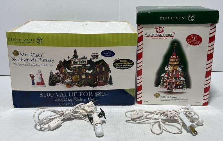 Dept. 56 North Pole Series "Santa's Toy Company", with cord, 2004 year ...