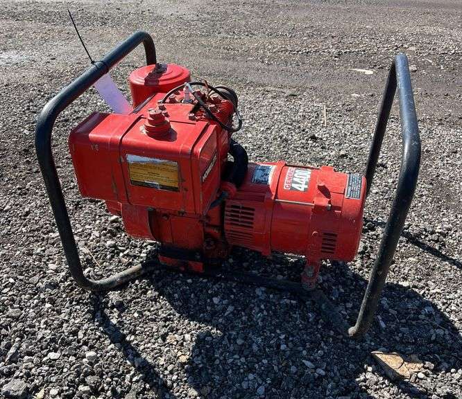 Red Generator, ran 1 1/2 years ago, 25" x 20" x 18"H - Albrecht Auction ...