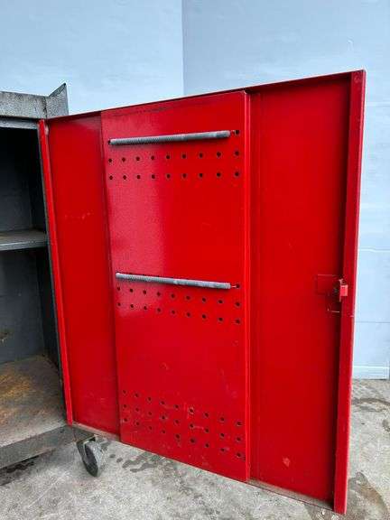 Metal Rolling Tool Cabinet with single door - 22.5"x15"x28"H - Albrecht ...