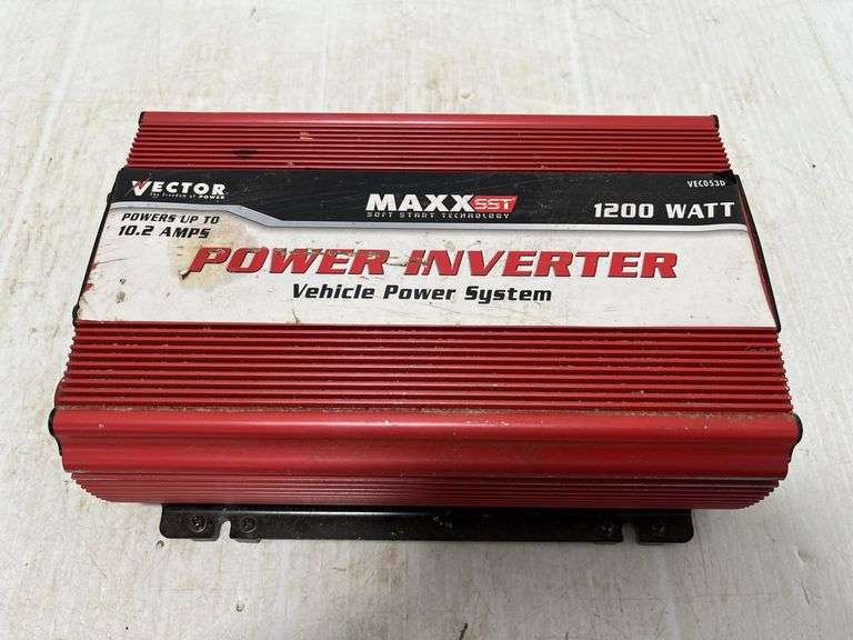 Vector 1200W power inverter, converts 12V to 120VAC, 9"W x 6"D ...