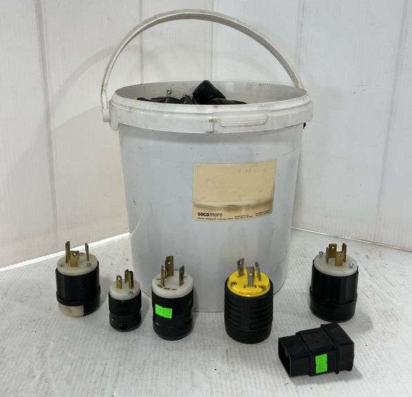 Pail of electric plugs, new - Albrecht Auction Service