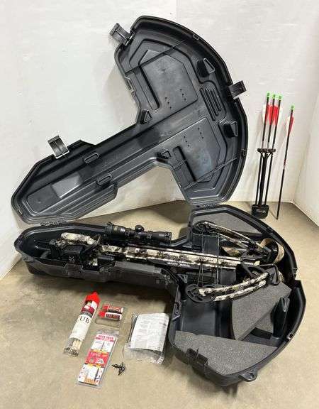 Ten-point crossbow with scope, hand crank cocking, 4- Ten point bolts ...