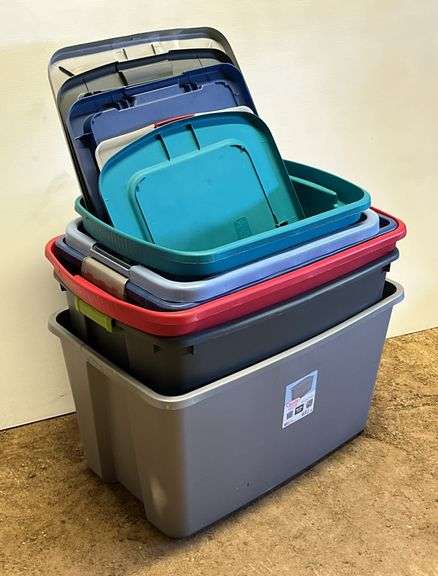 (6) Different size storage totes with lids, great - Albrecht Auction ...