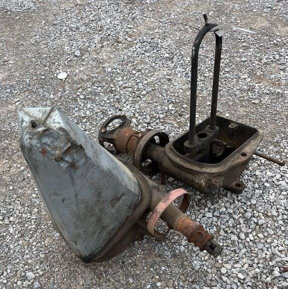 (2) 702 Aermotor/Windmill motors for parts - Albrecht Auction Service