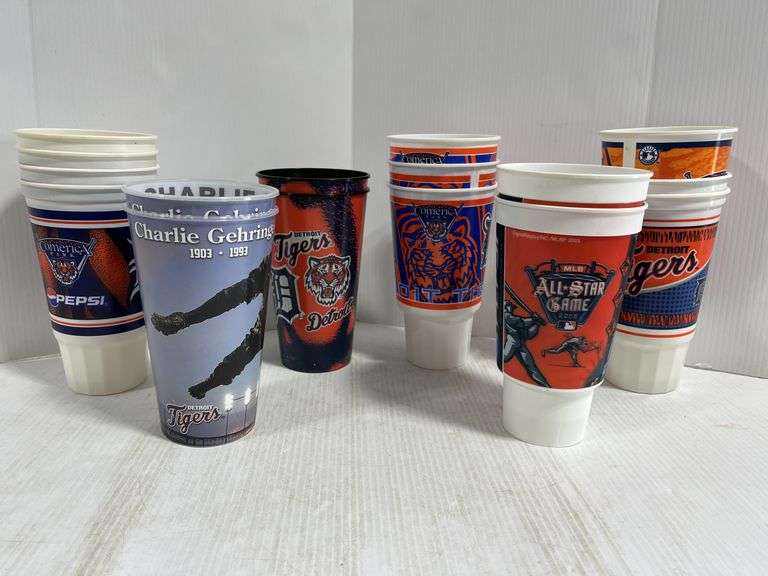 (16) Large Detroit Tigers souvenir stadium cups, 32 oz., includes: Two ...