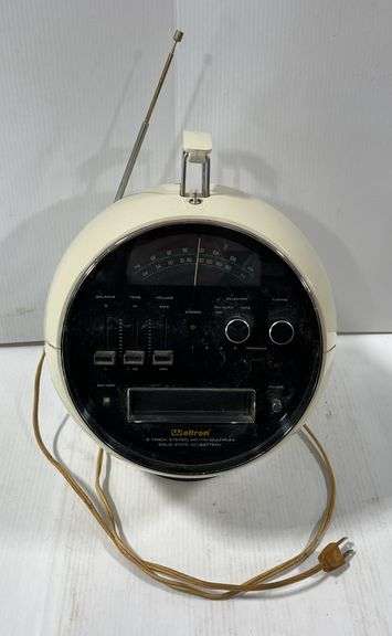 Weltron 8-track player and radio, works - Albrecht Auction Service