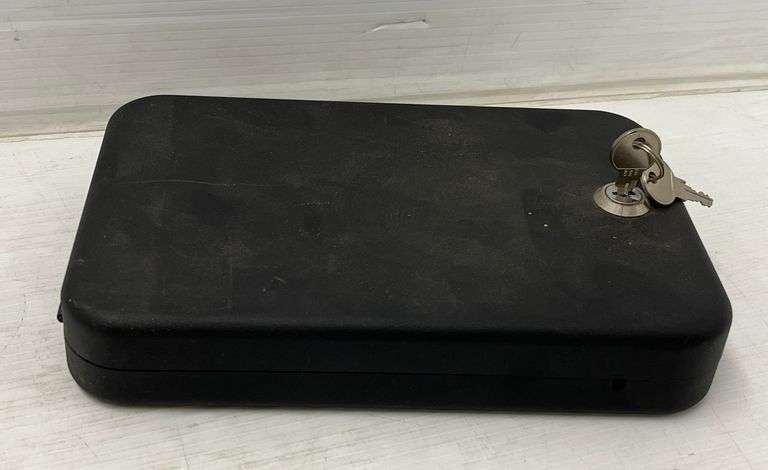 Lockable Handgun Security Case with Cable and Keys - Albrecht Auction ...