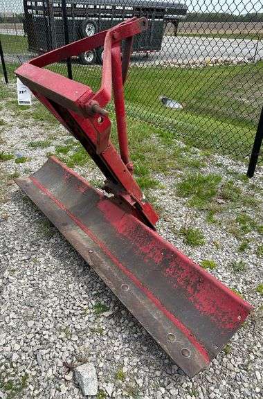 3-Point heavy rear 6' blade - Albrecht Auction Service