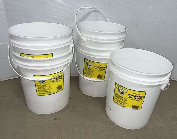 (5) Empty 5-gallon pickle buckets - Albrecht Auction Service