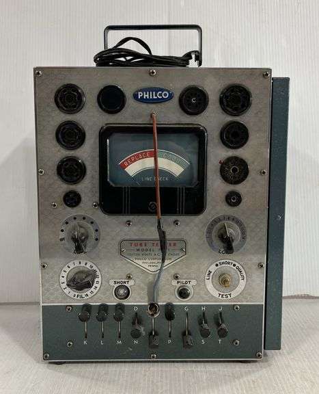 Philco Model 7051 Tube Tester, 13 1/4"H, works - Albrecht Auction Service