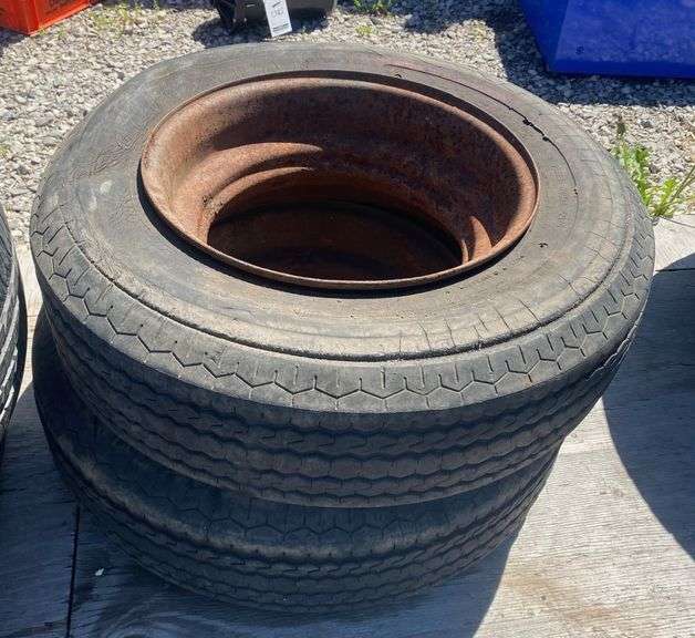 (2) Open mobile home rims - Albrecht Auction Service
