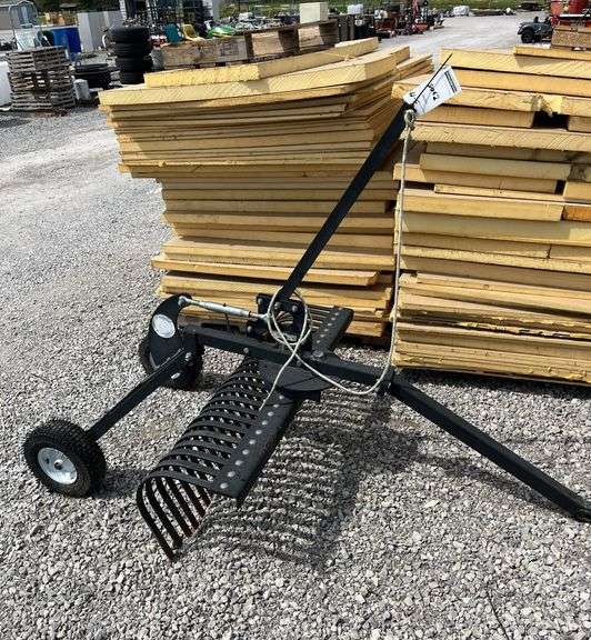 DR pull behind landscape rake, 48", like new - Albrecht Auction Service