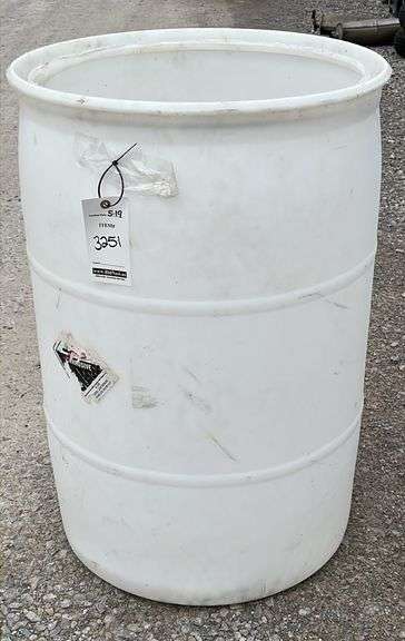 55-Gallon barrel, white, top cut out - Albrecht Auction Service