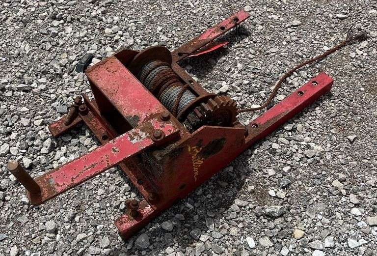 Silo Winch from 14' silo, 26"W x 14"D, as is - Albrecht Auction Service