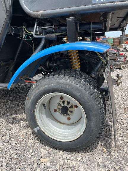 Trail Wagon Runabout TW200 4x2 cart, brakes and transmission will need ...