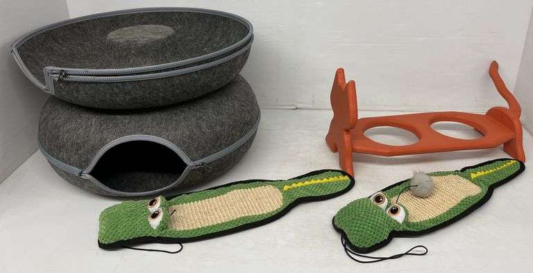 Catasaurus Peekaboo caves, two of them, (2) doorknobs scratchers, and ...