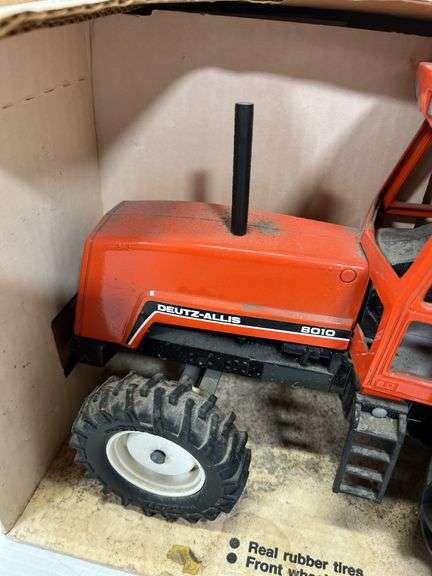 Deutz Allis 8010 Tractor die-cast, box- 11 1/2"L, needs to be cleaned ...