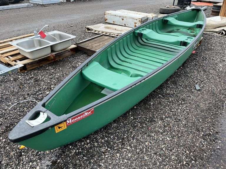 Pelican Explorer canoe, 15 1/2'L, 800 lb. max weight, three sections of ...