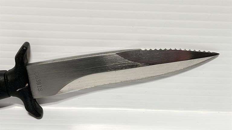 Gerber Command 1 knife, overall- 9"L - Albrecht Auction Service