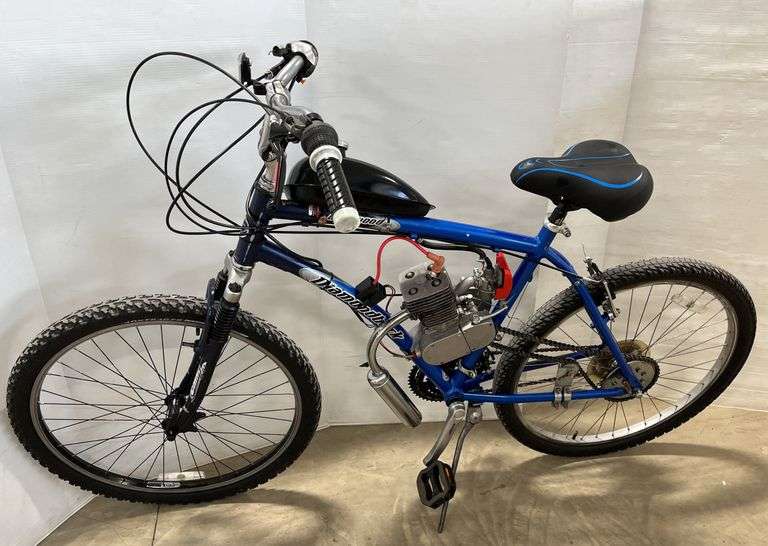 26" Diamondback motorbike with 90cc engine, runs like new, fast 0 to ...