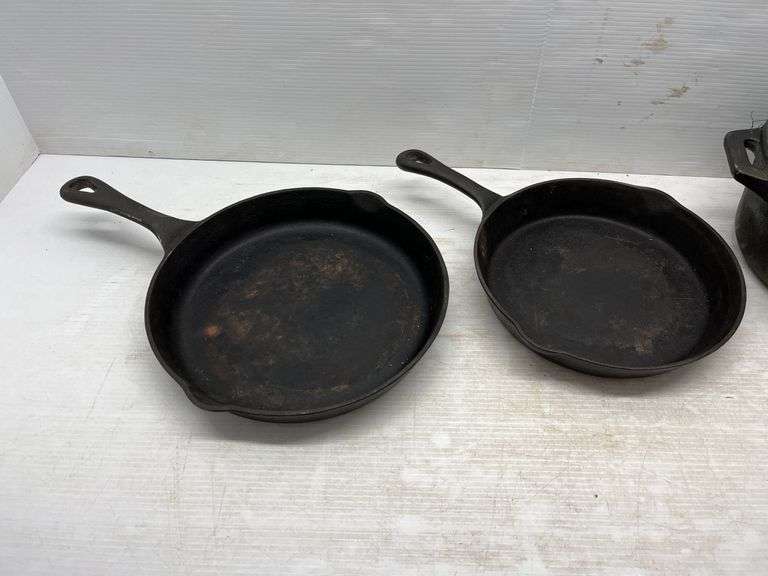 Cast cookware frying pans, include: Victoria 6 1/2", Authentic Kitchen ...