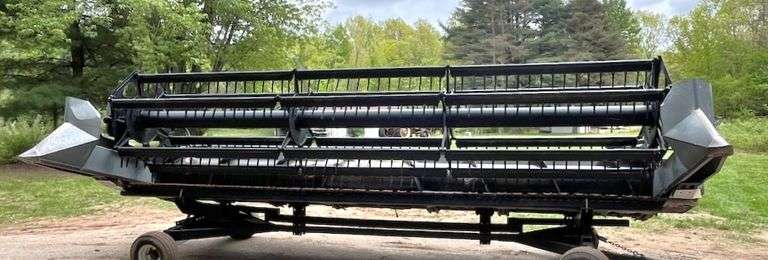 This item Selling ABSOLUTE! ~~~ Deutz-Allis 20' Grain Head, Cart NOT ...