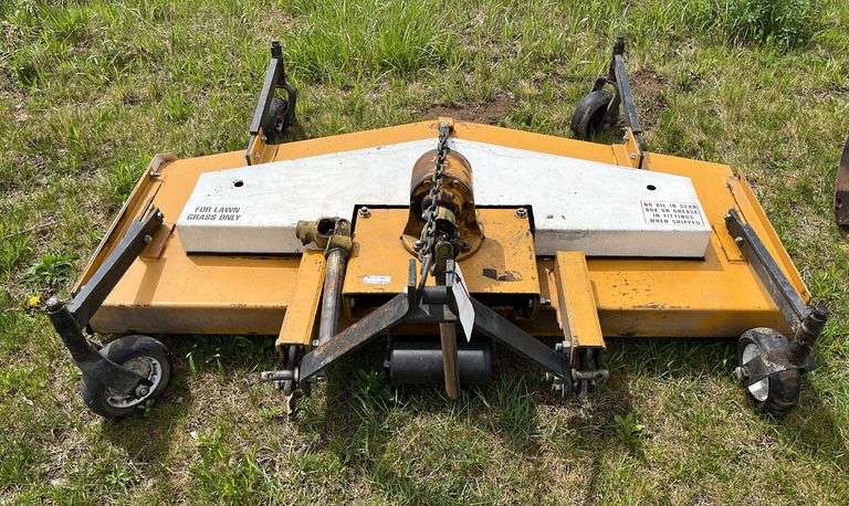 3-Point hitch finish mower, 6'W, good, works - Albrecht Auction Service