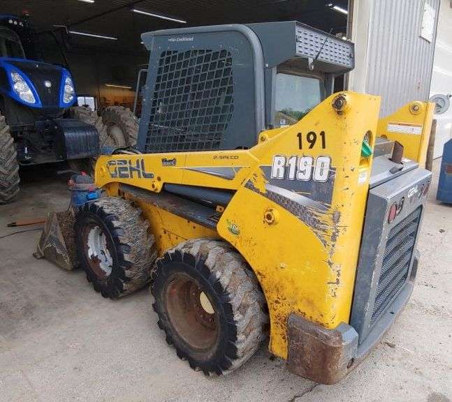 2019 Gehl R190 Skid Loader, (Hours Unknown - Meter Shows 2500 but ...