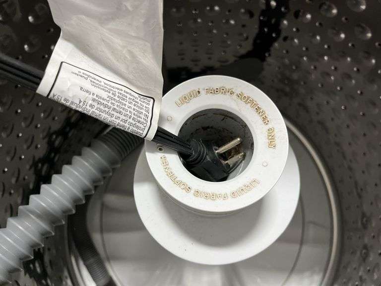 GE clothes washing machine, deep fill, HE turbo, 27"W, works, some wear ...