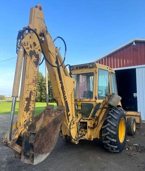 Ford 555 Backhoe, Operates and Functions as it Should, Has Extenda-Hoe ...