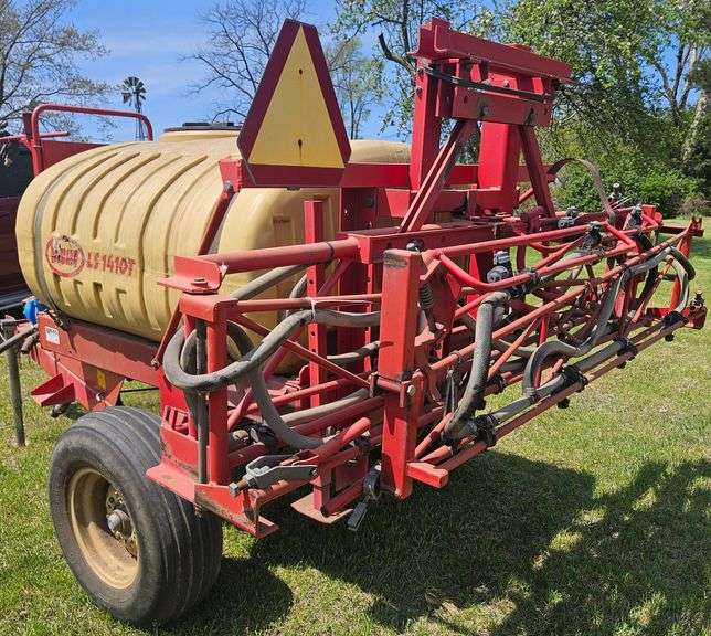 1989 Vicon LS1410T Sprayer, 365-Gallon, 20' to 21' Boom, Used in 2024 ...