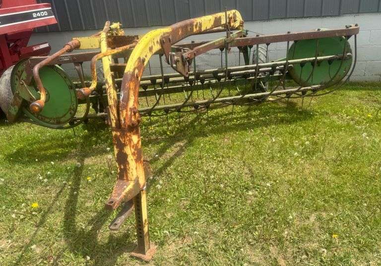 This item Selling ABSOLUTE! ~~~ John Deere 640 Hay Rake, Good Condition ...