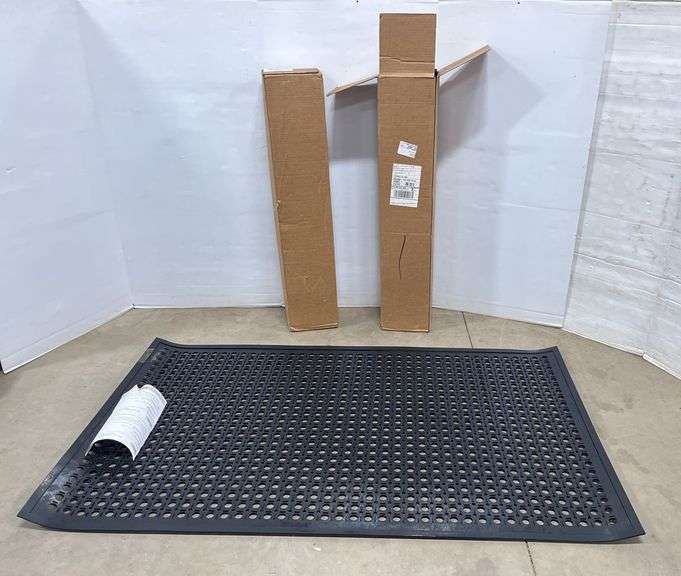 (2) Rubbermaid mats, 2' x 5', NIB - Albrecht Auction Service