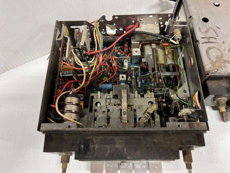 (3) AM/FM Delco GM radios, used, good - Albrecht Auction Service