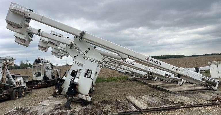 Terex Hi-Ranger XT60 Boom, 60’ Reach, Came of a Decommissioned Truck ...