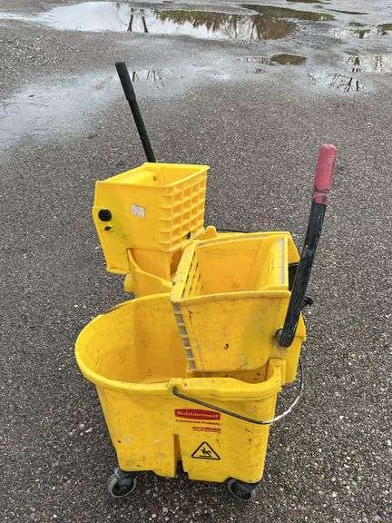 (2) Rubbermaid mop pails - Albrecht Auction Service