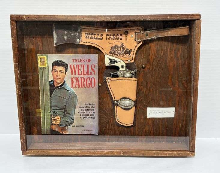 1957-1962 Wells Fargo cap gun with holster, and a 1962 Dell comic in ...