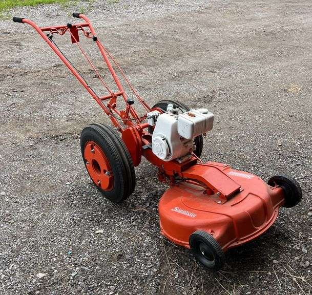Vintage Simplicity self-propelled walk behind lawn mower with 22" cut ...