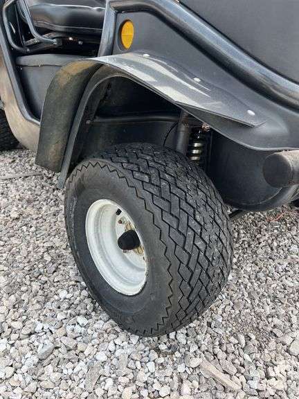 Trail Wagon Runabout TW200 4x2 cart, brakes and transmission will need ...