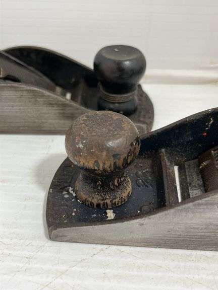 (3) Stanley Block Planes, includes: One- 220, One- Sweetheart, and One ...