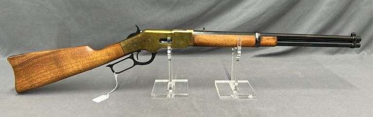 EMF A. Uberti "Yellowboy" Model 66 Carbine. .44/40 Cal. - Albrecht ...
