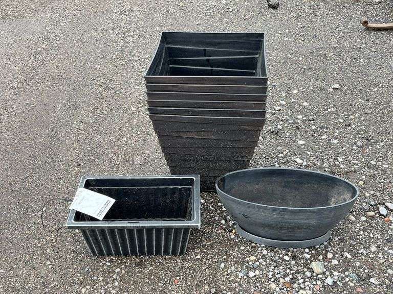 (8) Planter pots, include: 1- Oblong, 1- Rectangle, and 6- Square ...